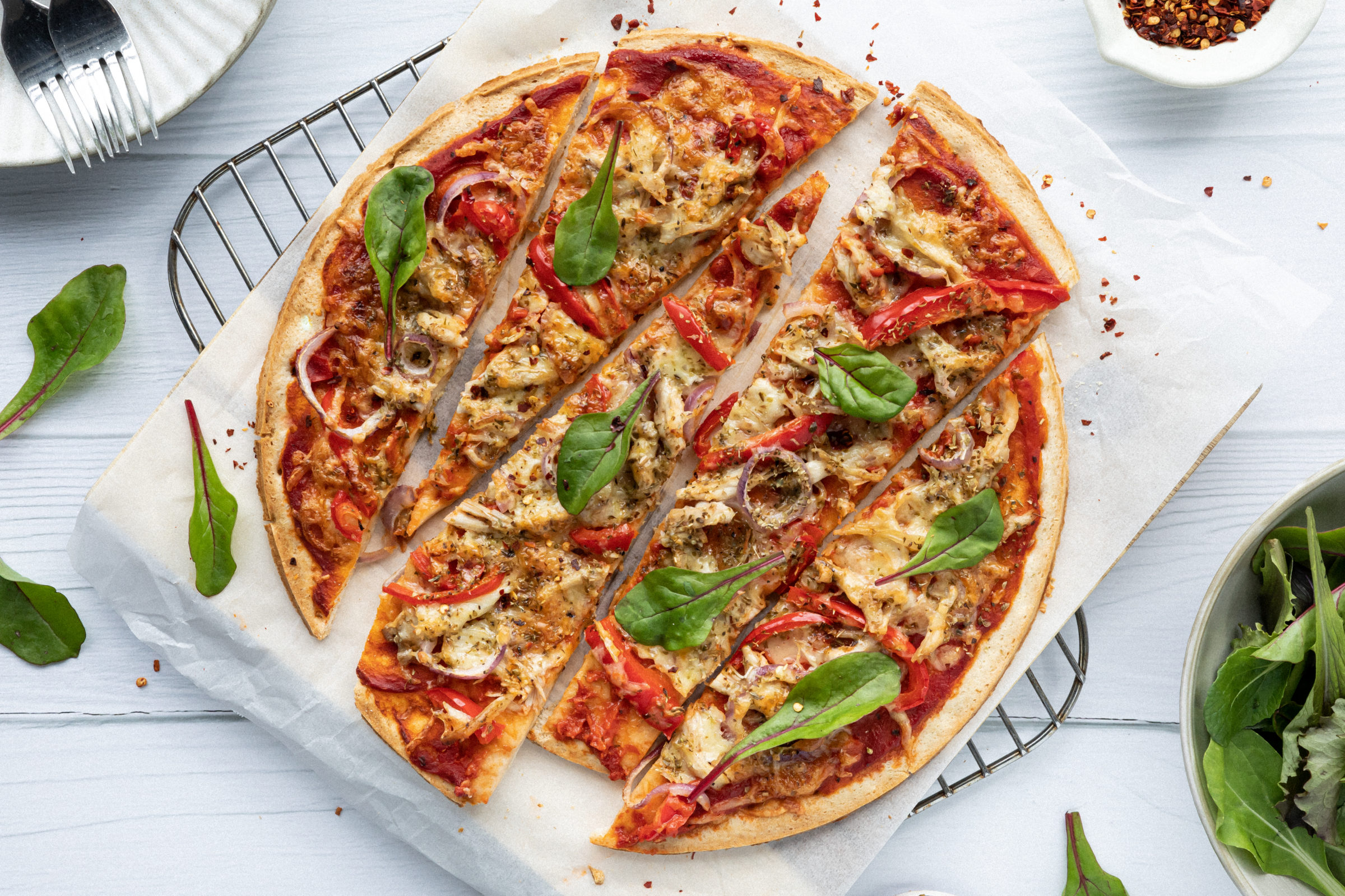 Pulled Chicken Pizza with a Roasted Red Capsicum Base - Waitoa free ...